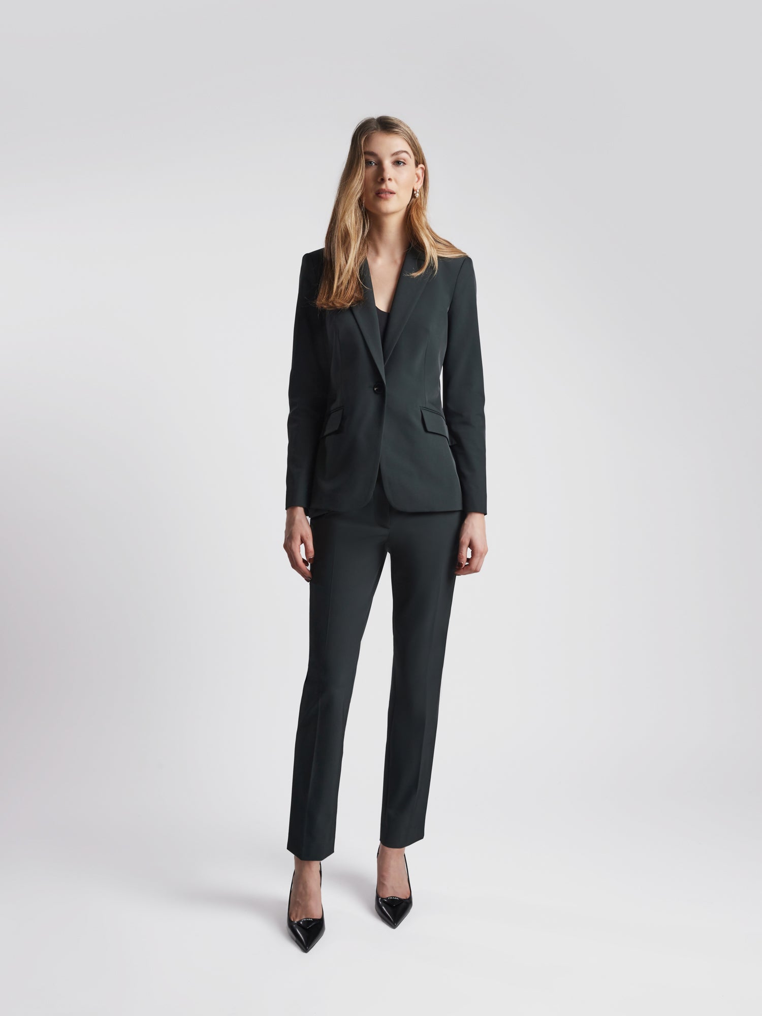 Suits & Sets – Judith & Charles